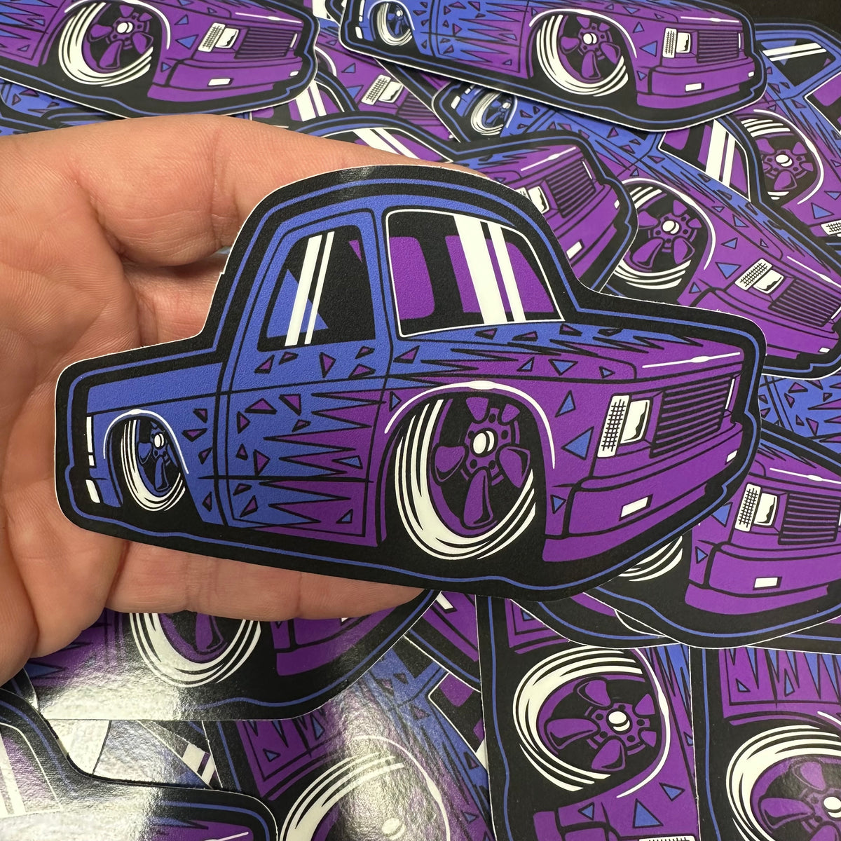 90s SQUARE BODY S10 STICKER (purple/blue) – Drop Em wear clothing