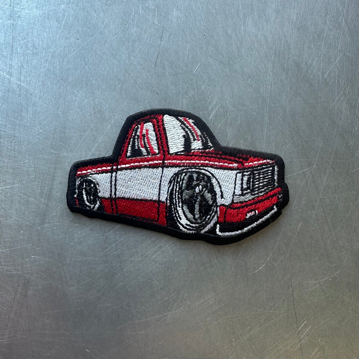 RED/WHITE SQUARE BODY S10 PATCH 2X5 – Drop Em wear clothing